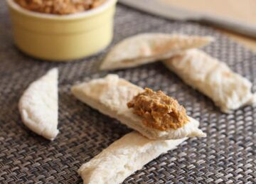 Roasted vegetable chickpea pâté - Easy Cheesy Vegetarian