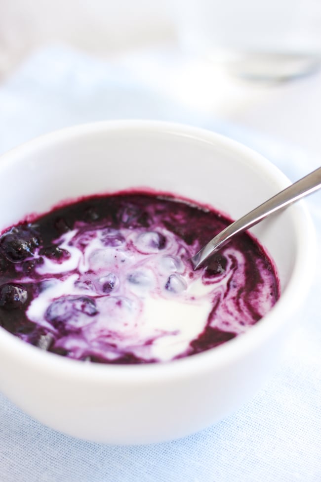 3 ingredient blueberry soup - Easy Cheesy Vegetarian