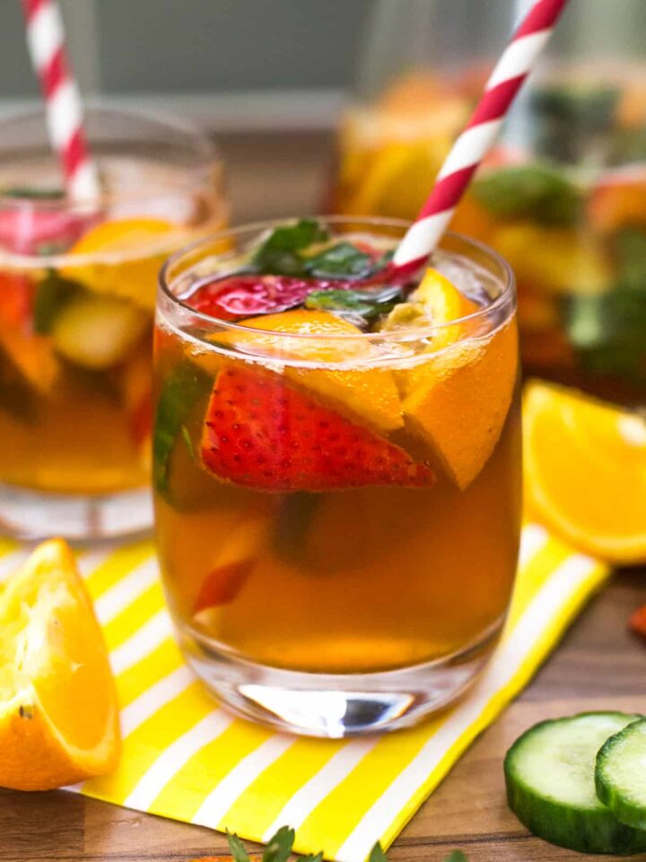 Festive Snowball Cocktail (just 3 ingredients!)