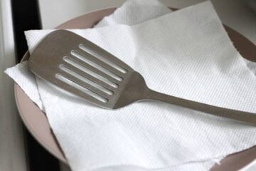 How to deep fry safely at home (without a deep fat fryer!) - Easy ...