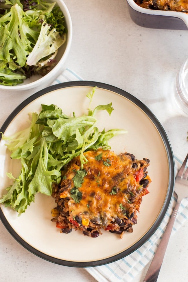One pot vegetarian chilli and rice bake - Easy Cheesy Vegetarian
