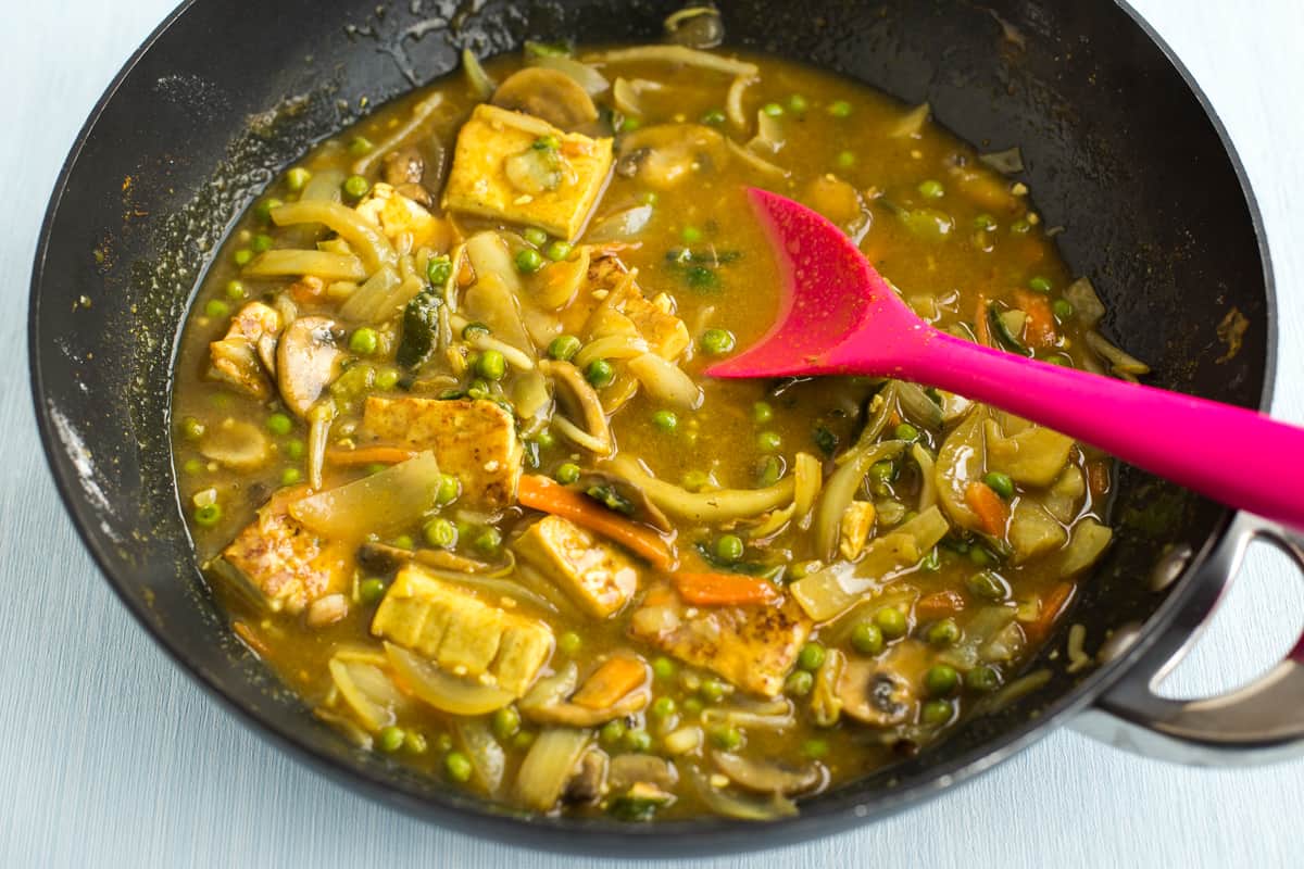 Easy Chip Shop Chinese Curry - Easy Cheesy Vegetarian