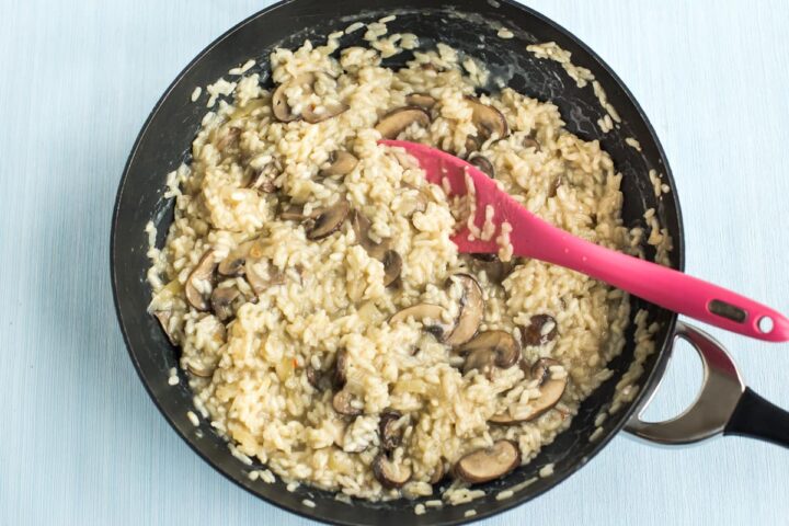 How to Make an Easy Risotto (in any flavour!) - Easy Cheesy Vegetarian