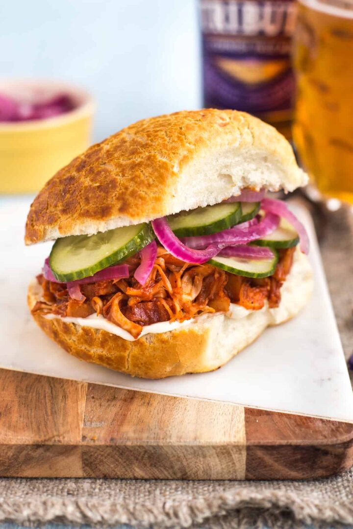 Vegan Pulled Pork Sandwiches - Easy Cheesy Vegetarian