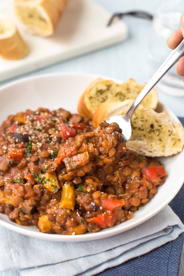 Cheesy Slow Cooker Lentils - Easy Cheesy Vegetarian