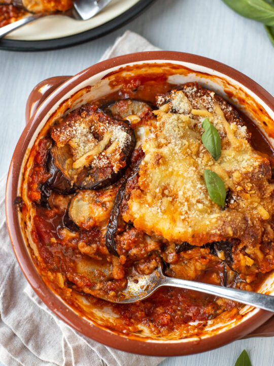 Spicy Peppadew pesto pasta - Easy Cheesy Vegetarian