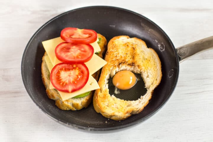 Egg in a Hole Breakfast Sandwiches - Easy Cheesy Vegetarian