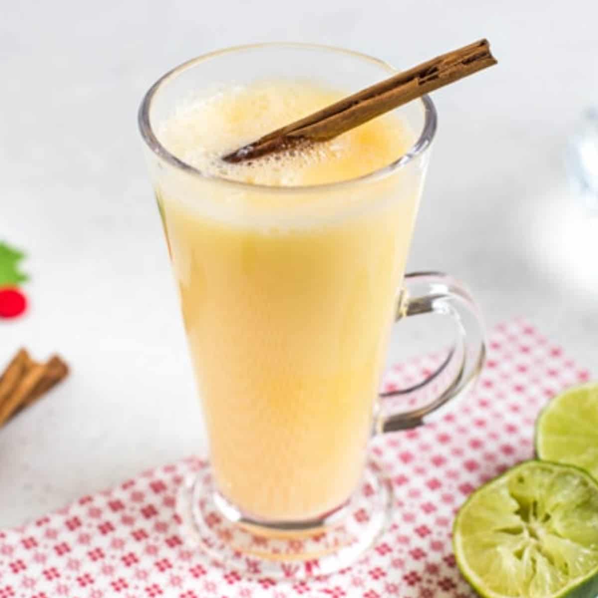 Festive Snowball Cocktail (just 3 ingredients!)