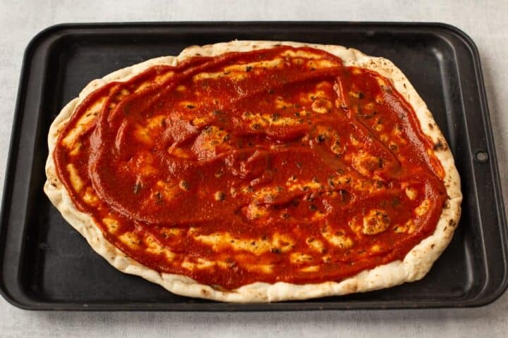 Indian Pizza with Paneer (Naan Bread Pizza) - Easy Cheesy Vegetarian