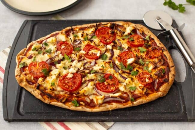 Indian Pizza with Paneer (Naan Bread Pizza) - Easy Cheesy Vegetarian